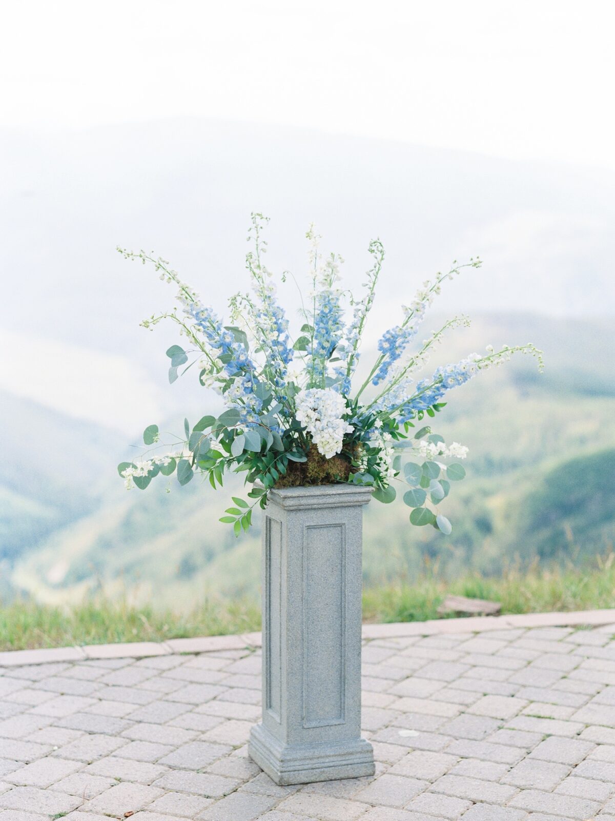 Venue Spotlight: Vail Wedding Deck - sarahnannphotography.com