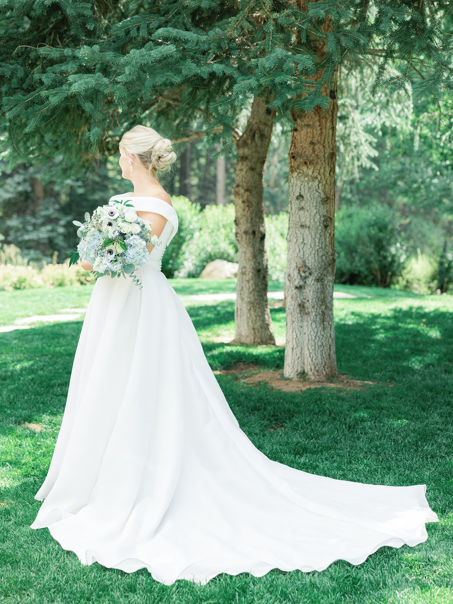 Venue Spotlight: Vail Wedding Deck - sarahnannphotography.com
