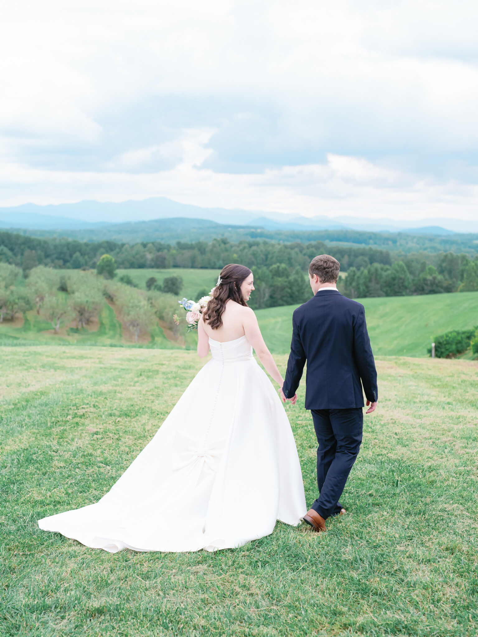 Chattooga Belle Farms Wedding - sarahnannphotography.com